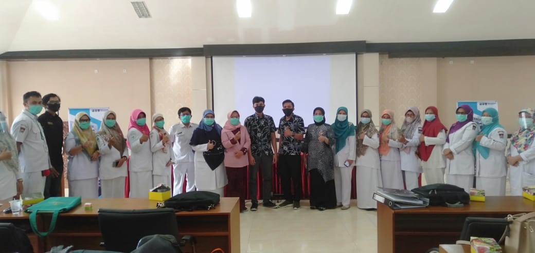 FTI Unand Serahkan Aplikasi Sistem Inventory APD ke Dinkes Kota Padang